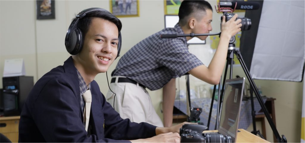 SMK Bhakti Anindya Tangerang » Multimedia